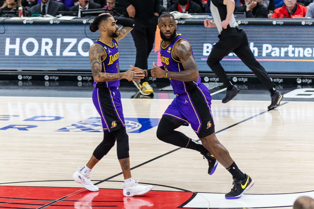 Lakers vs. Suns Preview, Odds, H2H, Predictions (Oct 28)